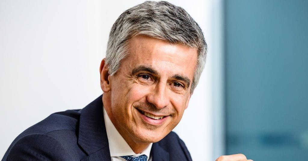 Vodafone Italy CEO wants government help on 5G | Network & Infra ...