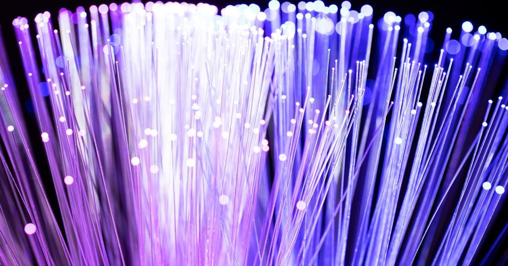 EMEA Infrawatch Analyst Briefing: lighting up subsea lines; wireless ...