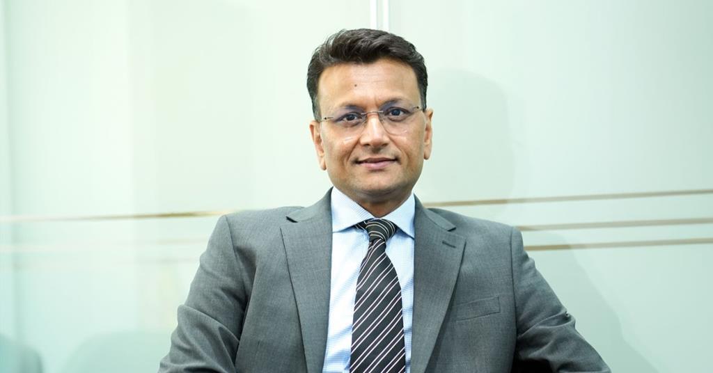 Vi: CEO Moondra steps aside, sets challenge for successor | Peoplewatch ...