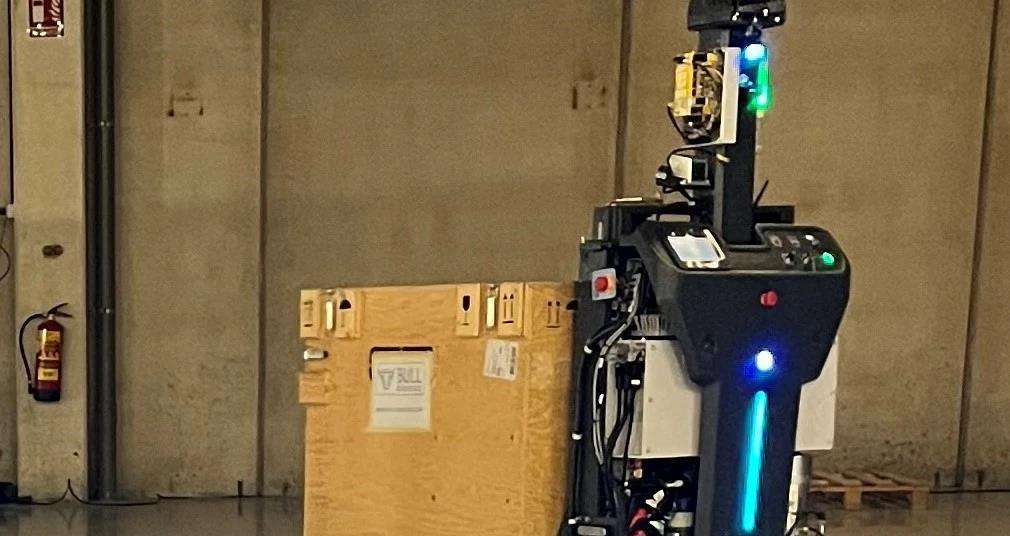 Telefónica, NTT Data automate logistics robots via 5G | Partnerships ...