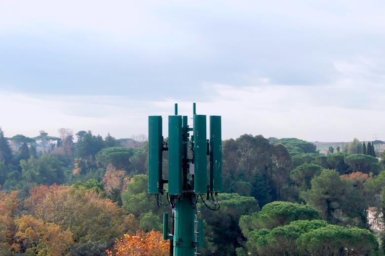 TelcoTitans | Telecoms & Digital Infra Insight